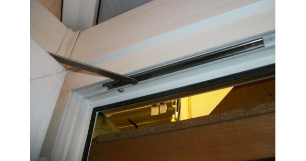 Aluminium and Wooden Window / Door Restrictor Arm