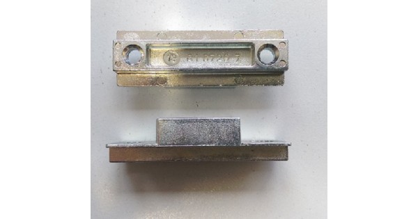 SI Siegenia Window/Door Roller Cam Keep (0720)